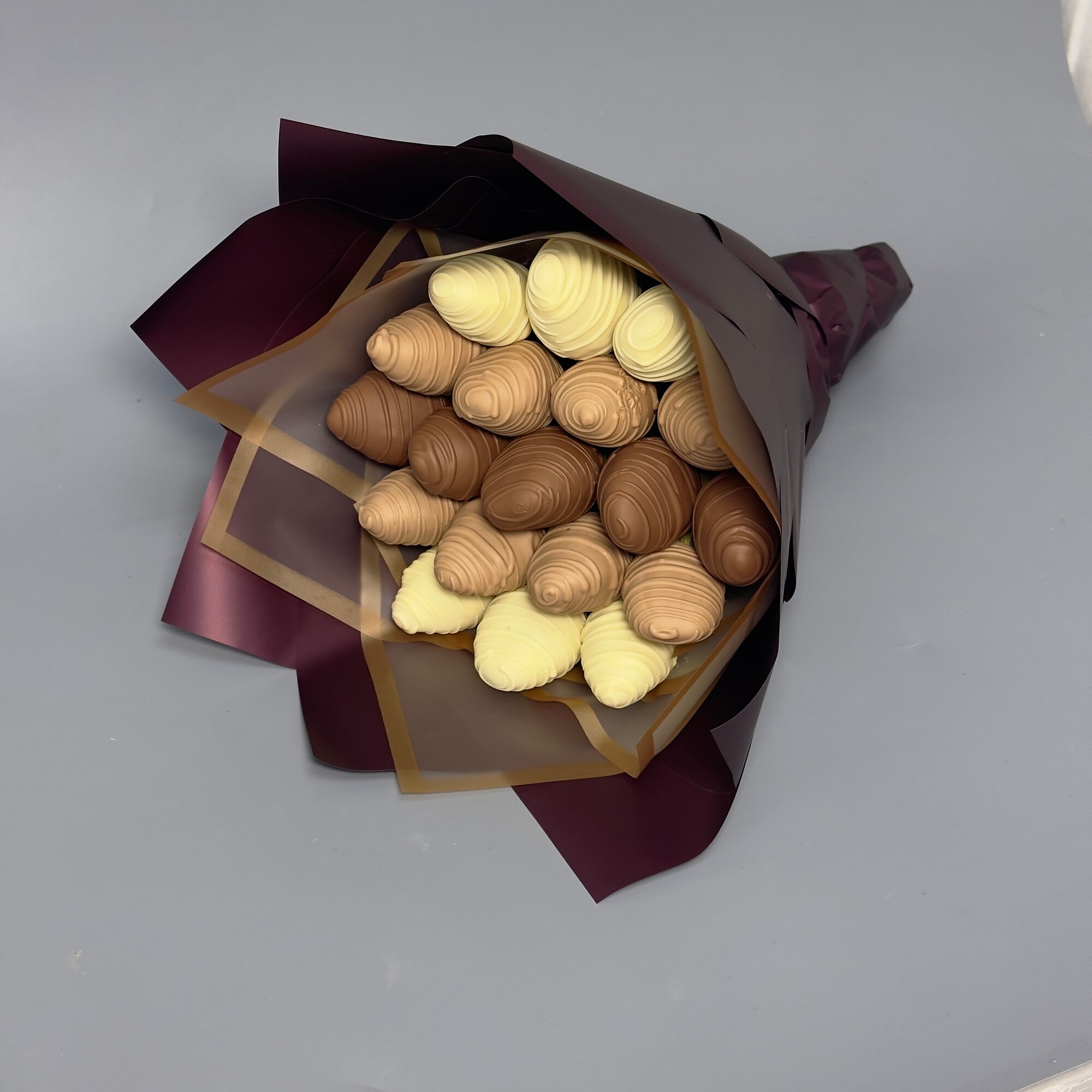 Премиум букет клубники в бельгийском шоколаде callebaut (19 ягод)