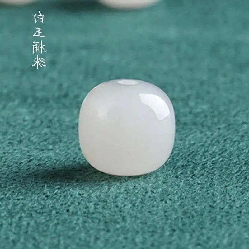 Белые нефритовые бусины для ювелирных изделий 7-8mm 10pcs