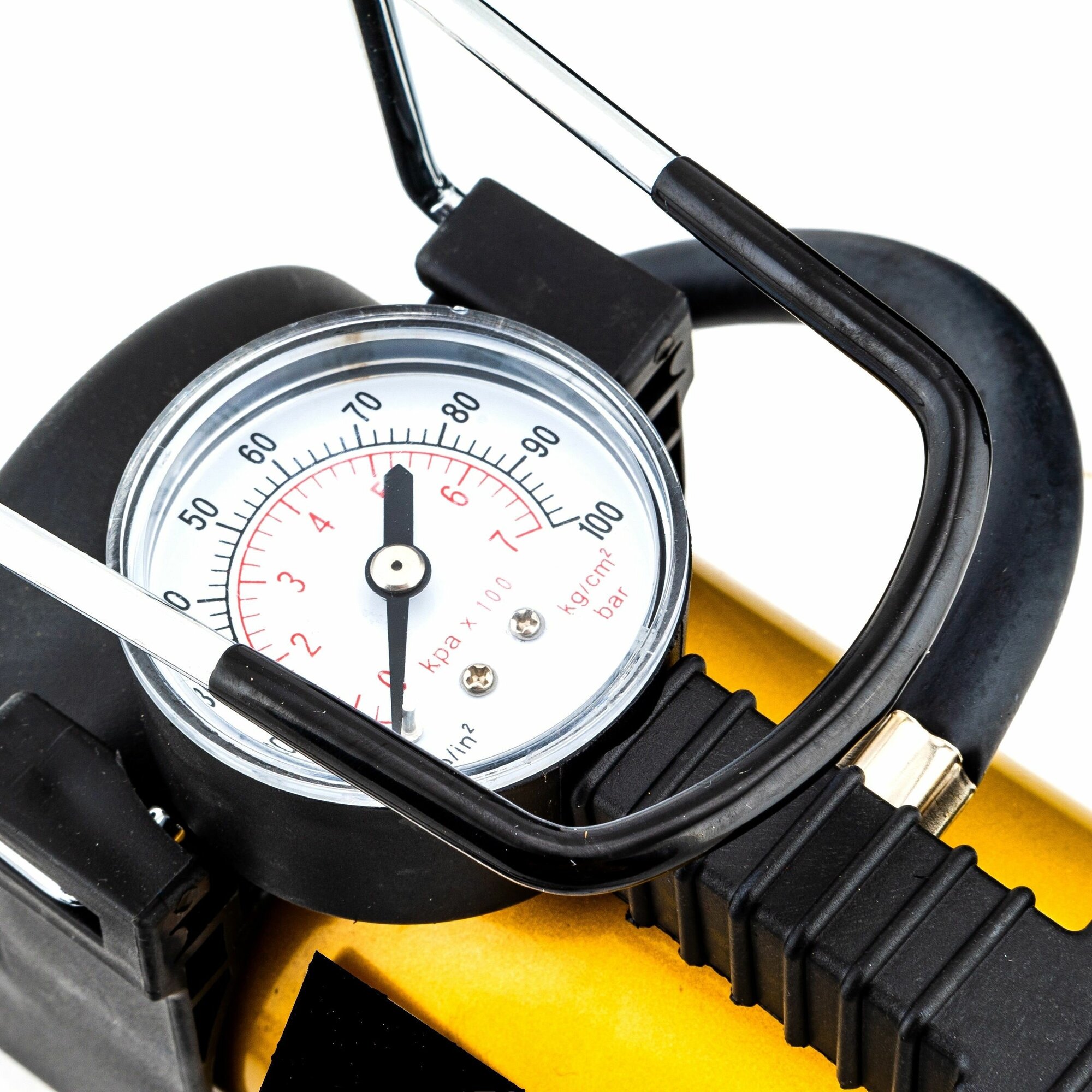 Компрессор автомобильный в сумке 30л/мин, до 6 АТМ/90PCI