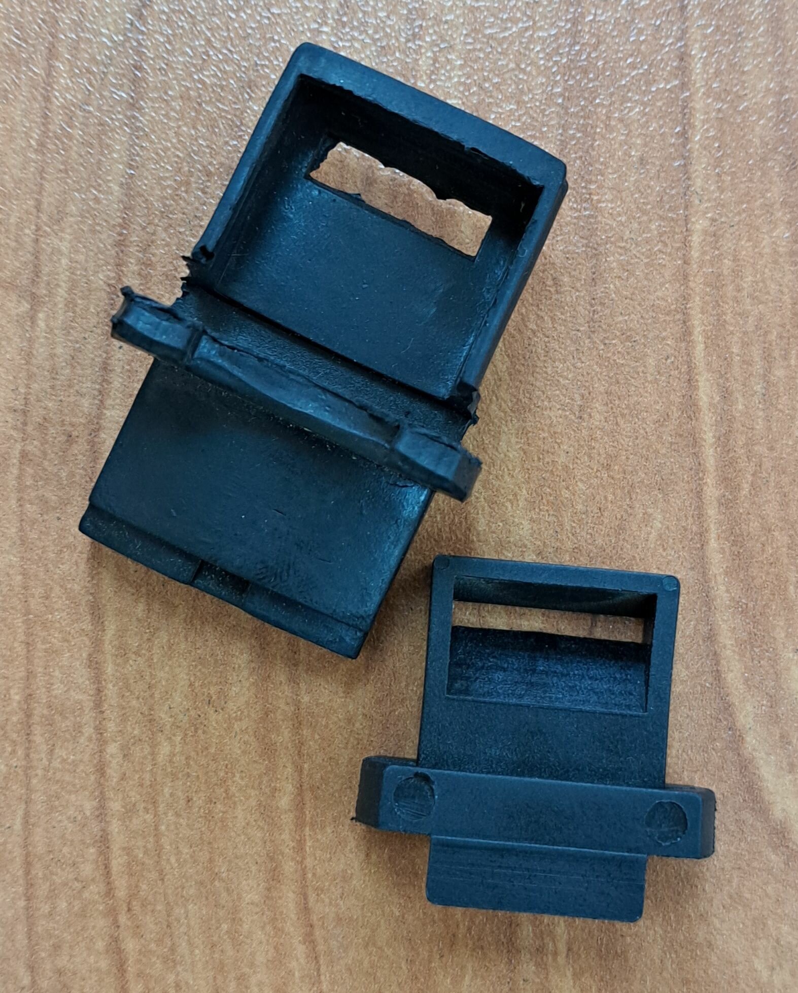 5708.3708-07ВТ Упора вилки стартера с уплотнителем на стартера ВАЗ-2190, 1118, 2170 для тросовых приводов КПП 57.3708000-07