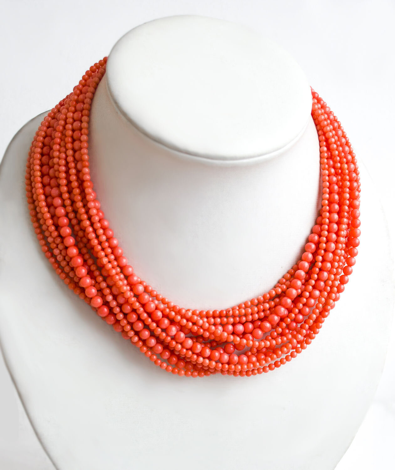 Колье, коралл