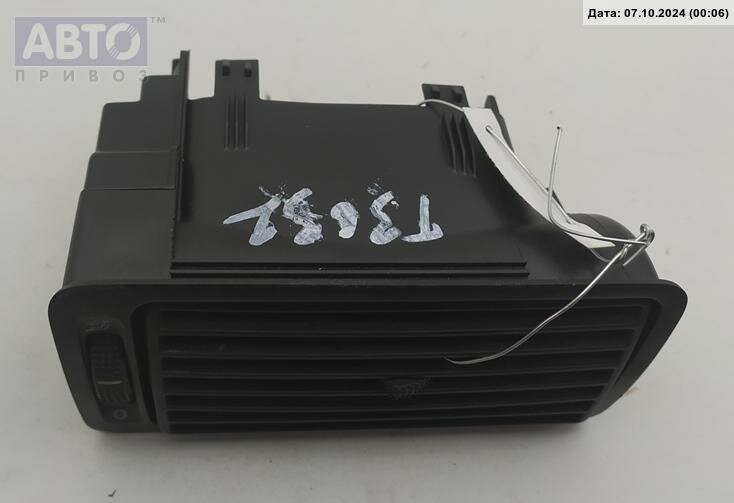 Дефлектор обдува салона Volkswagen Golf-4