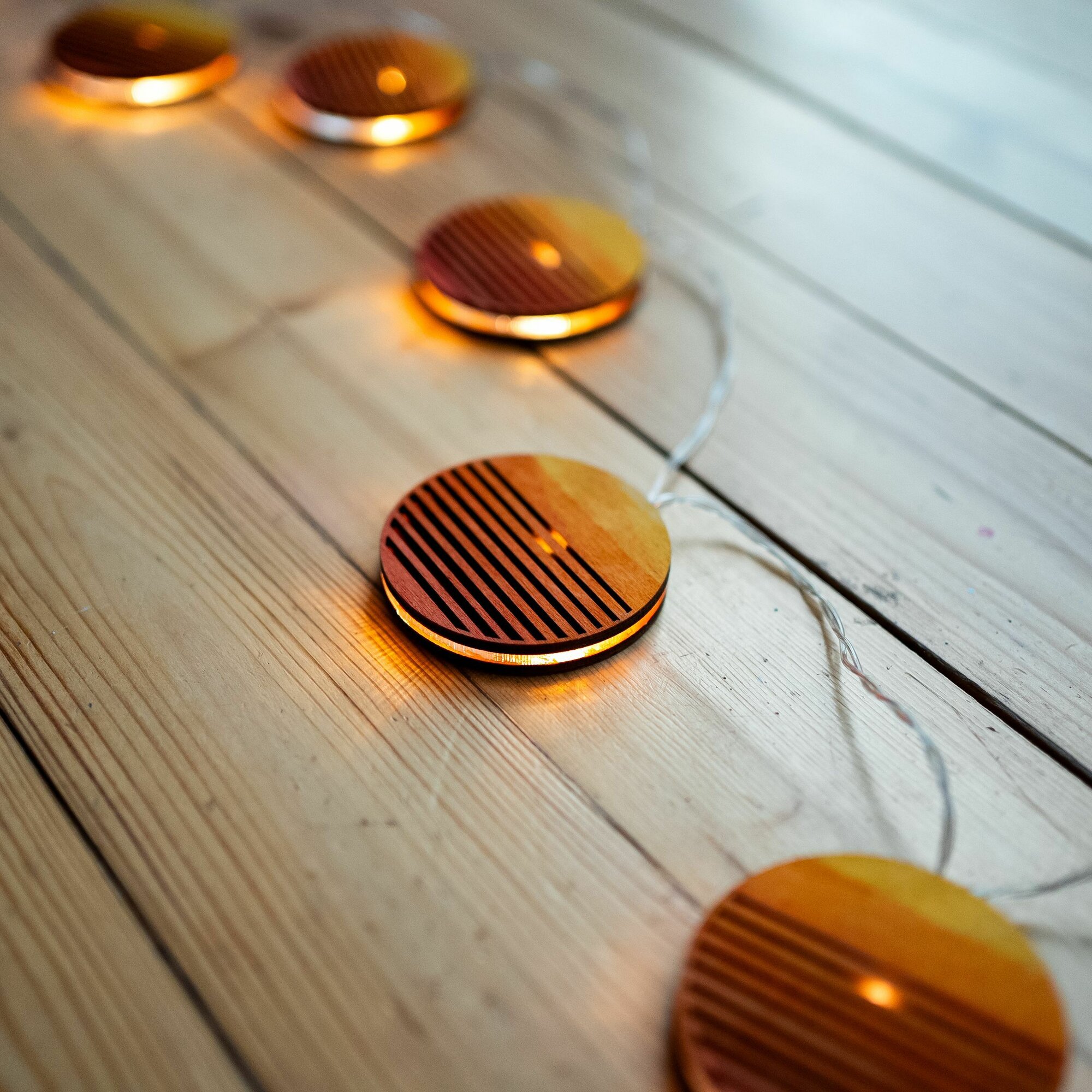 Гирлянда Ретро солнце 80-х, 1.5 м, 10 шт