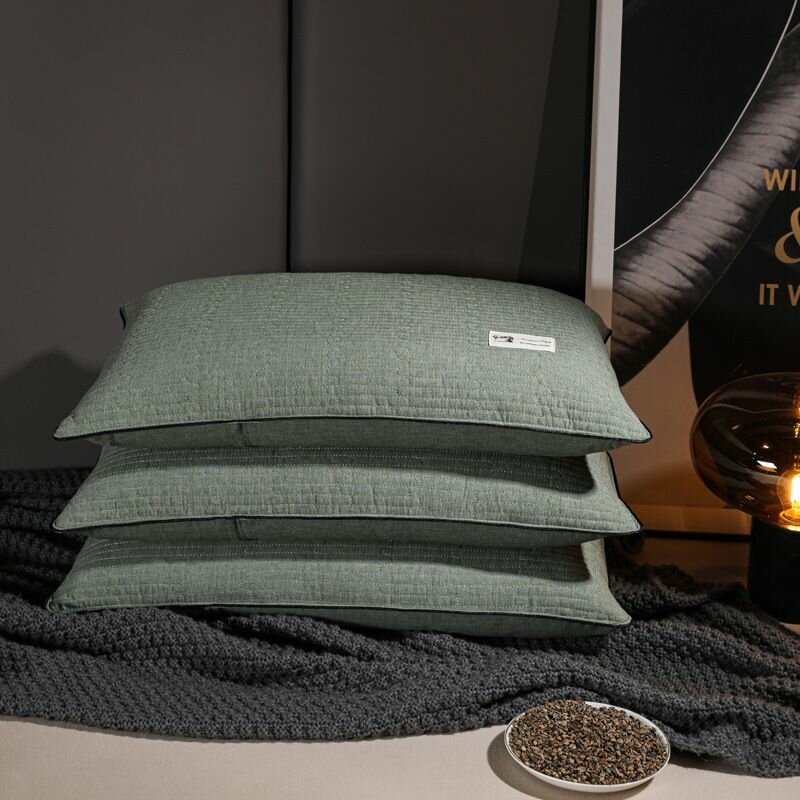 Подушка с начинкой из цельной гречки 50*70.