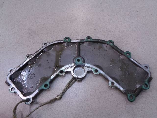 Крышка двигателя от Land Rover Range Rover 3 2002-2012