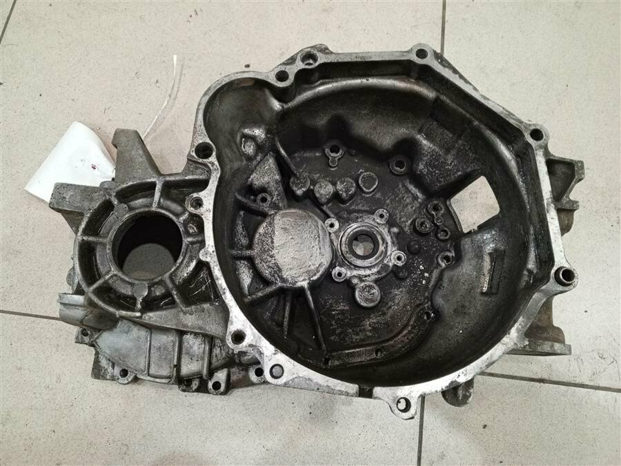 Корпус МКПП передняя часть от Mitsubishi Lancer 9 CS 2000-2008