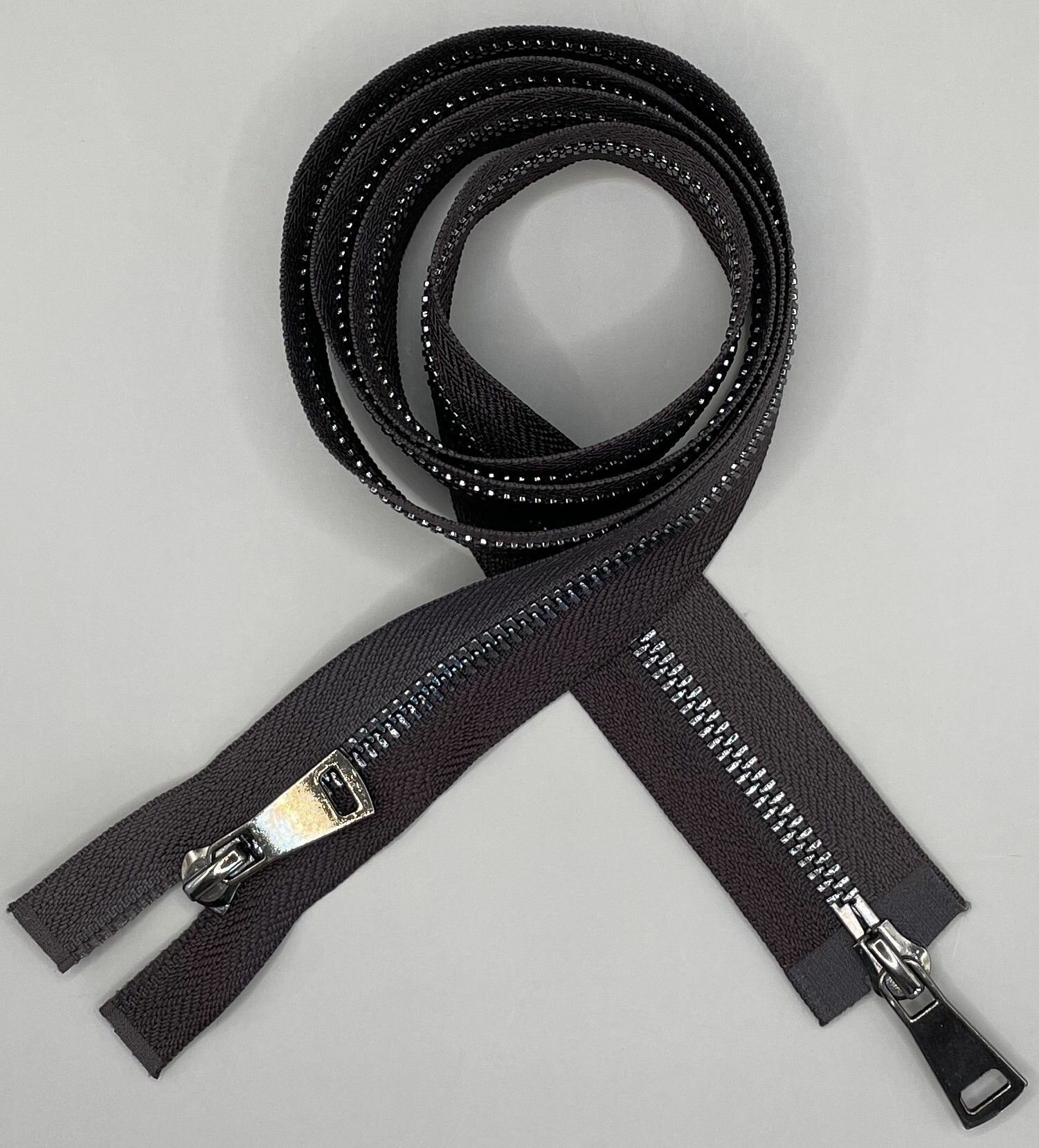 Молния(титан-легкий металл) , тип 5,110см, коричневый, зубья т. металл,2 замка.1шт.