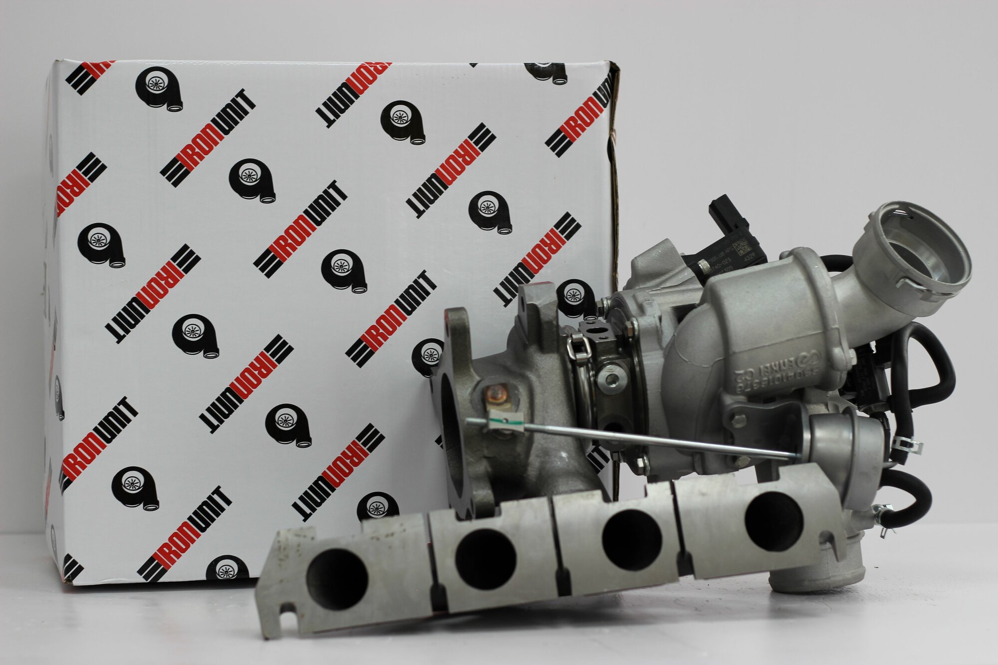 Турбина (турбокомпрессор) Audi A3 Skoda Octavia Superb Volkswagen Passat (Ауди А3, Шкода Октавия, Фольксваген Пассат), IUT0042 для 5303-970-0159