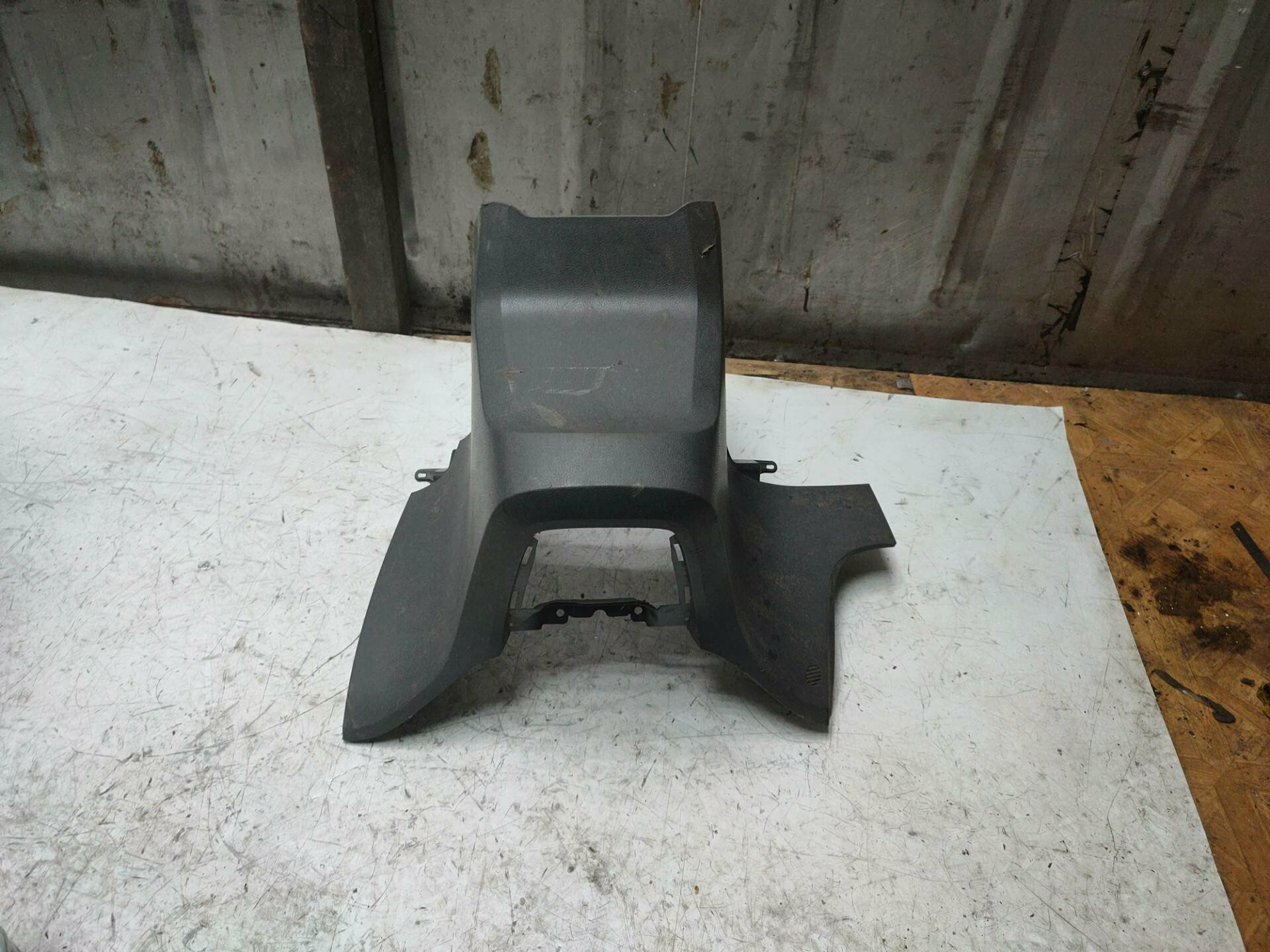 Консоль центральная Ford C-Max 2005 3M51R047A04AF