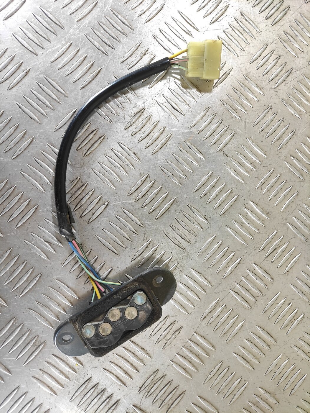 Доводчик DAIHATSU Atrai 7 617593701