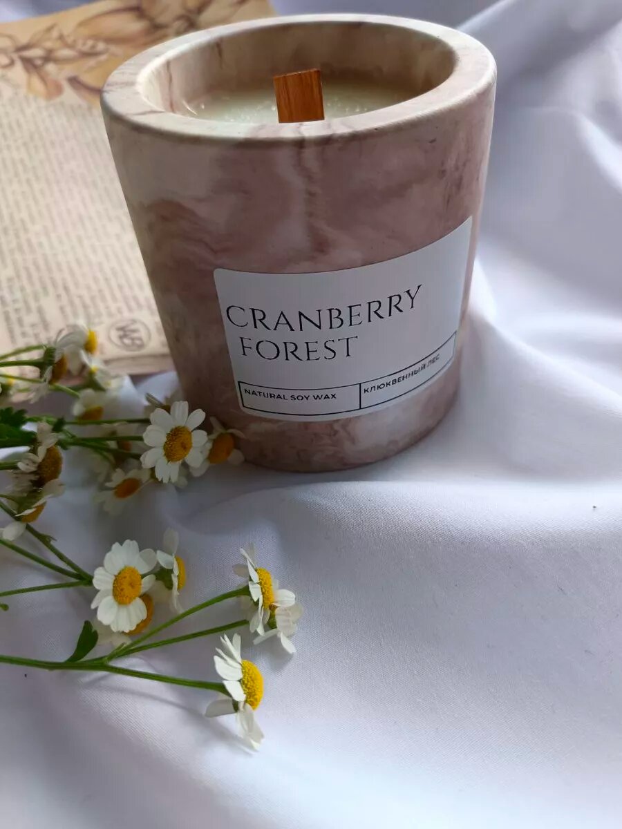 Свеча ароматическая "Клюквенный лес"