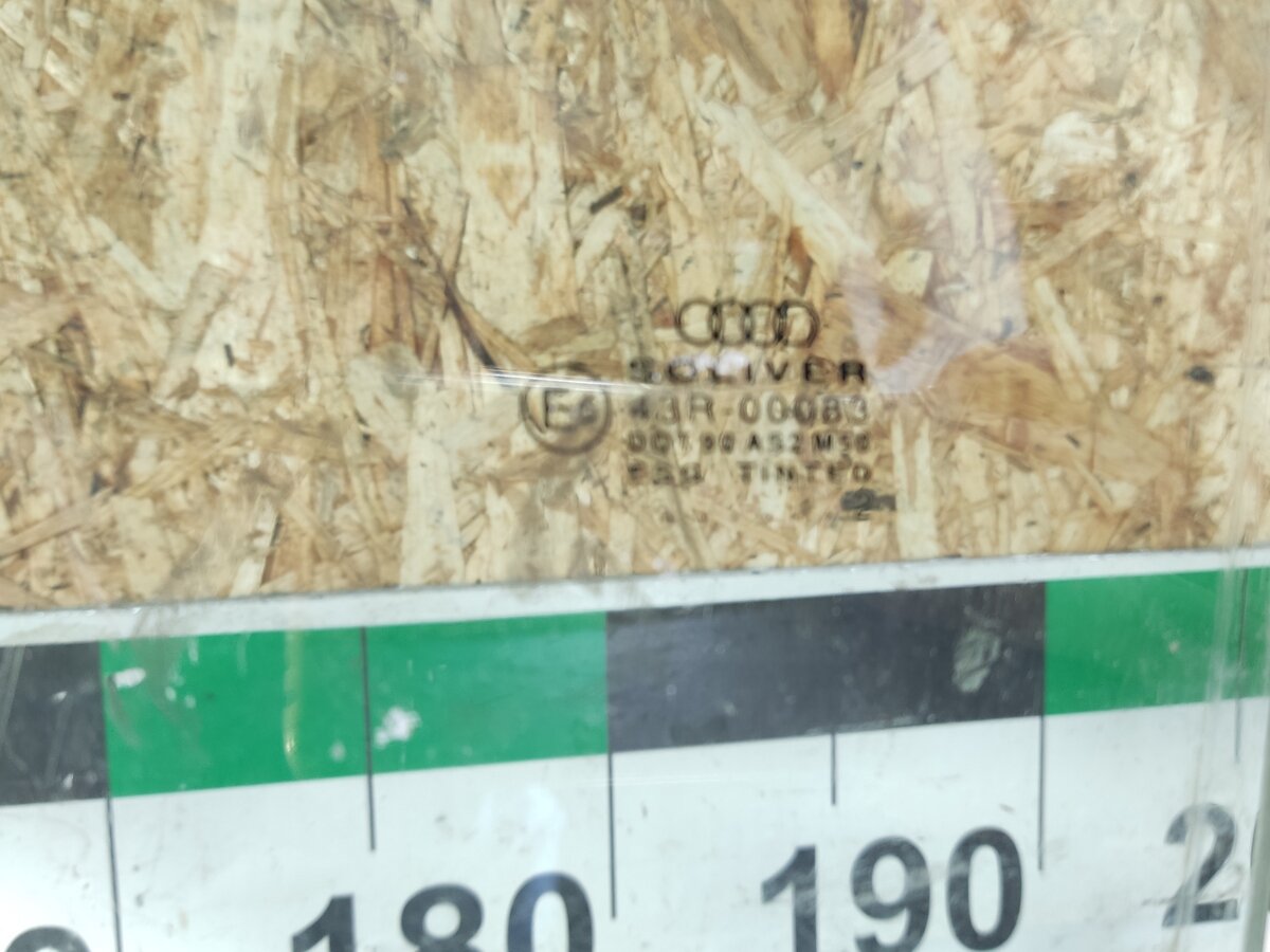 Стекло двери передней левой VOLKSWAGEN Passat B6 3C4845201B