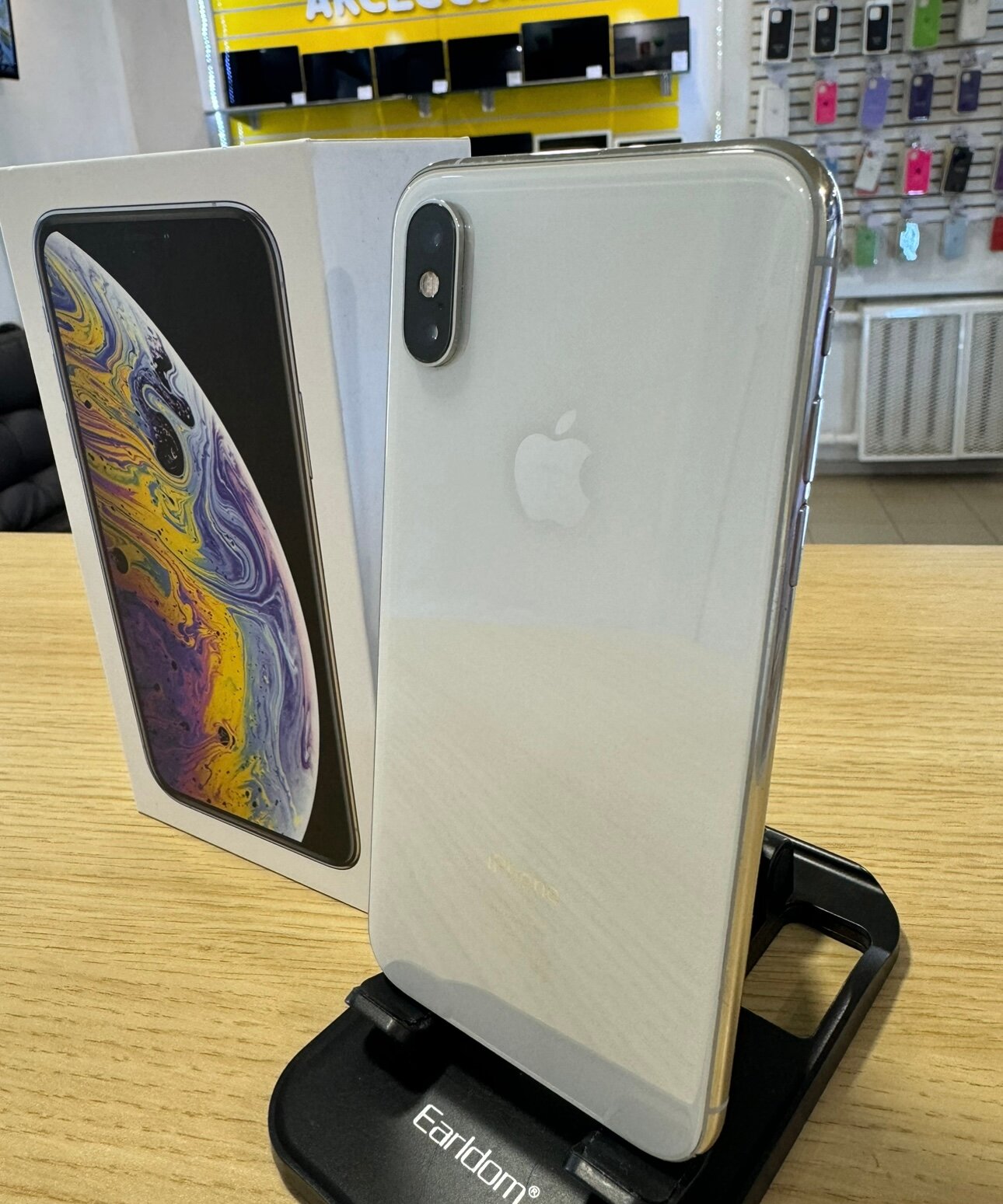Смартфон Apple iPhone Xs 64 ГБ, nano SIM+eSIM, серебристый