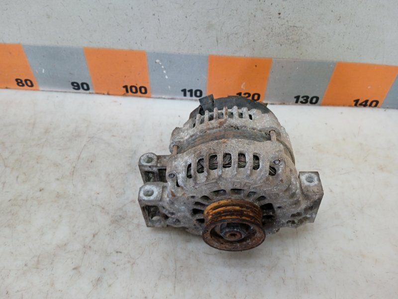 Б/У Шевроле Трейлблейзер GMT360 Генератор Chevrolet TrailBlazer 2001-2009 GMT360 305867 GENERAL MOTORS арт. 19244750