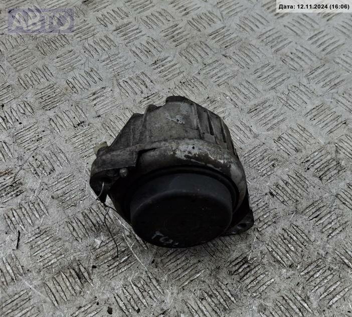 Подушка крепления двигателя BMW 3 E90/E91/E92/E93 (2005-2013)