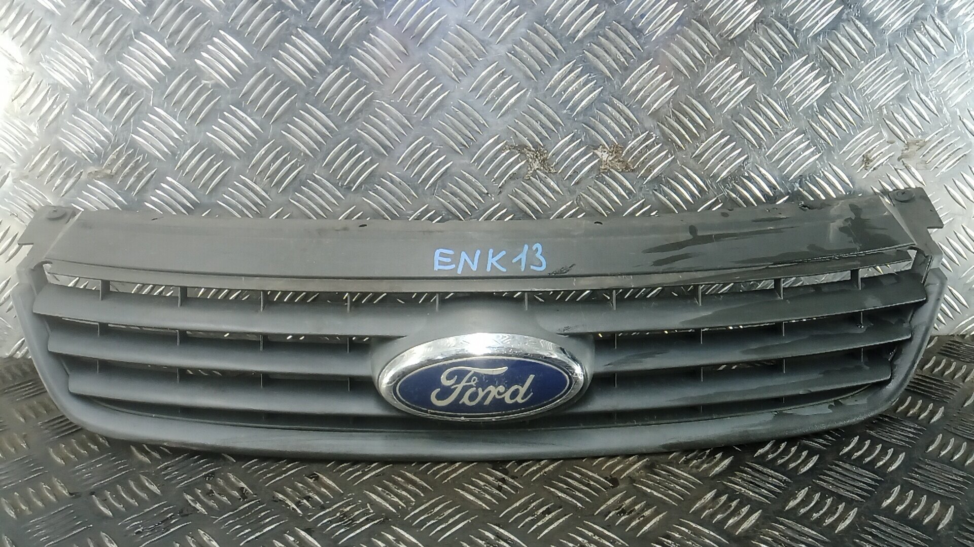 Решетка радиатора FORD C-MAX 1