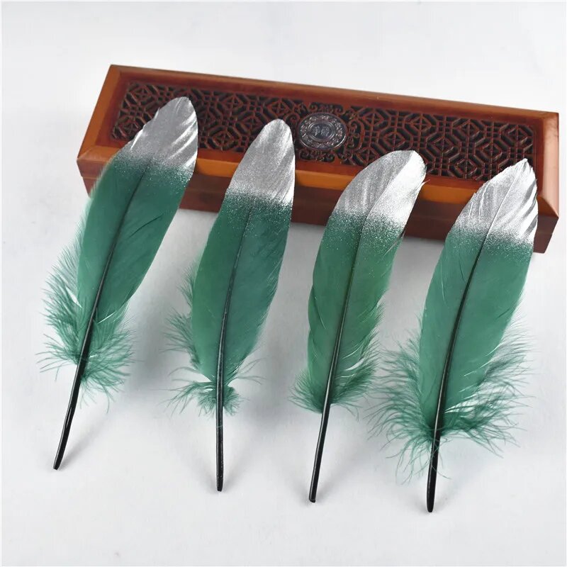 Набор из 10 натуральных гусиных перьев WyFeay 15-20 см Изумрудный, Dark green Silver