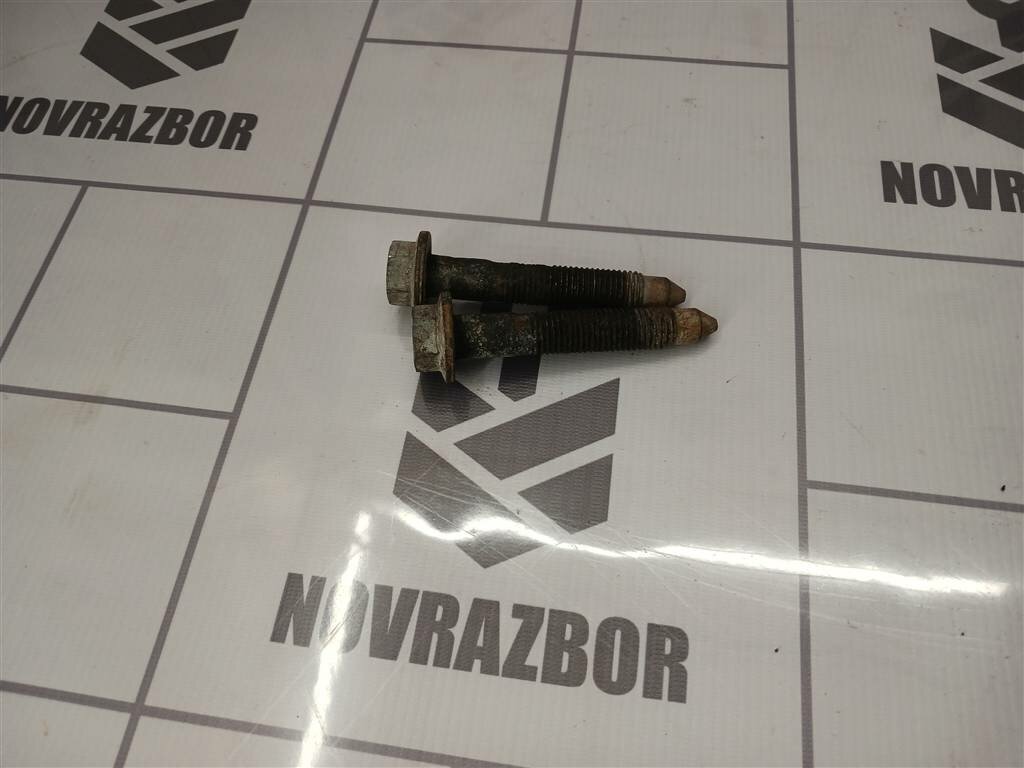 Болт Ford Focus 2 08-11