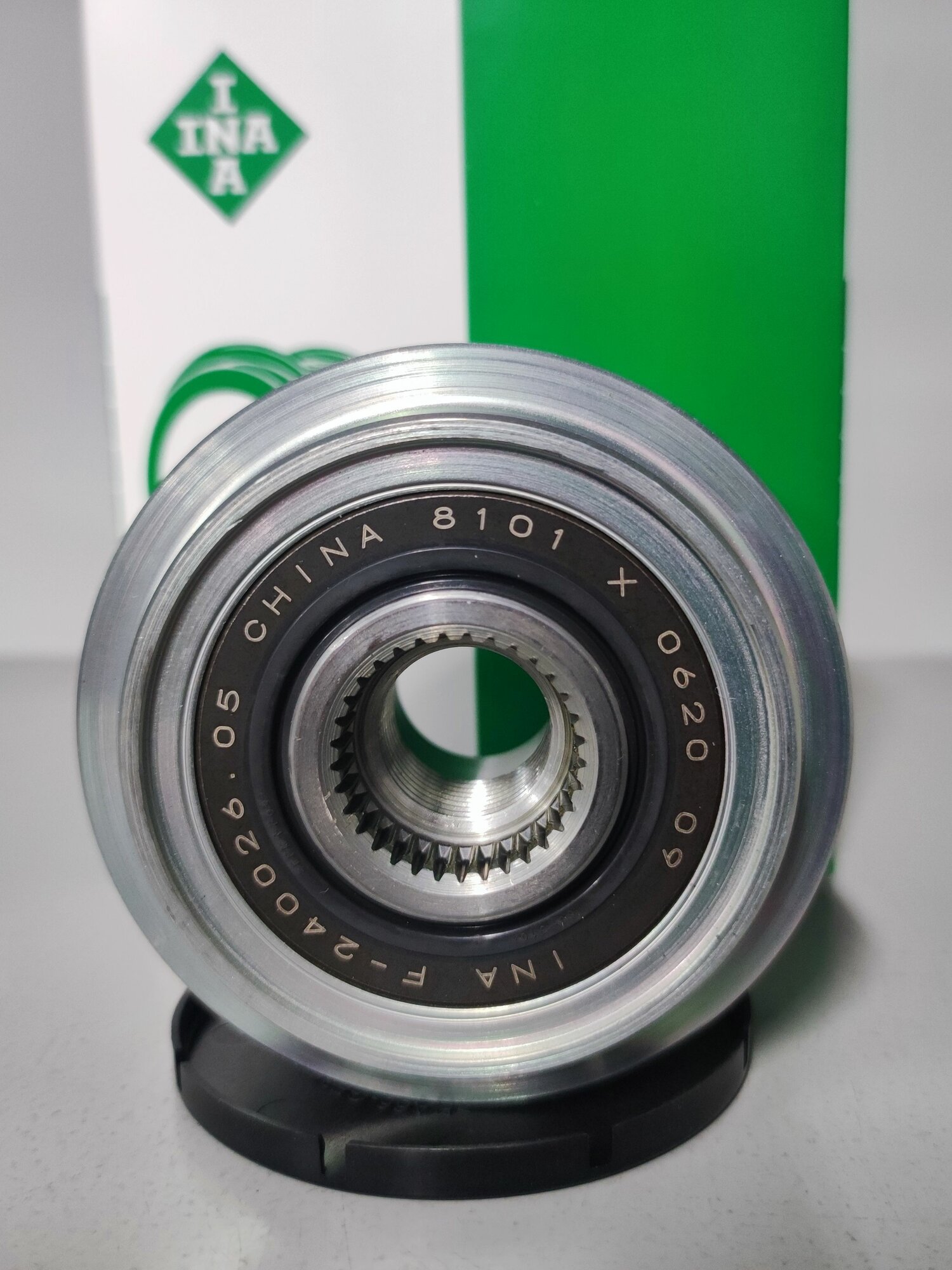 Обгонная муфта генератора INA 535013510 F-240026. XX