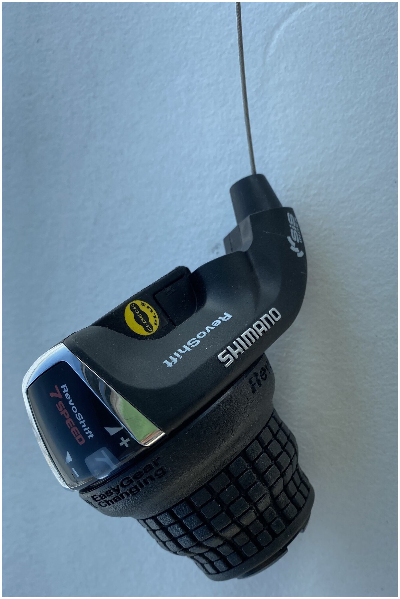 Шифтер с тросом правый 7СК. Shimano Revoshift 35-7R