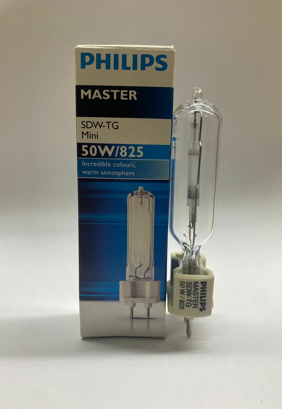 Лампа натриевая Philips SDW-TG 50W/825 GX12-1 928159905131 Цветовая температура 2000-2700K (Теплый)