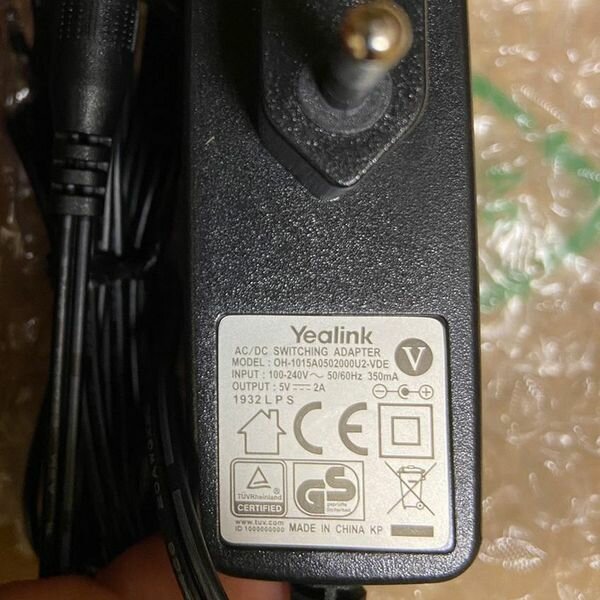 Yealink 5VDC, 2A, блок питания для SIP-T29G, T43U, T46U(S), T48U(S), T58A, T57W, T54W
