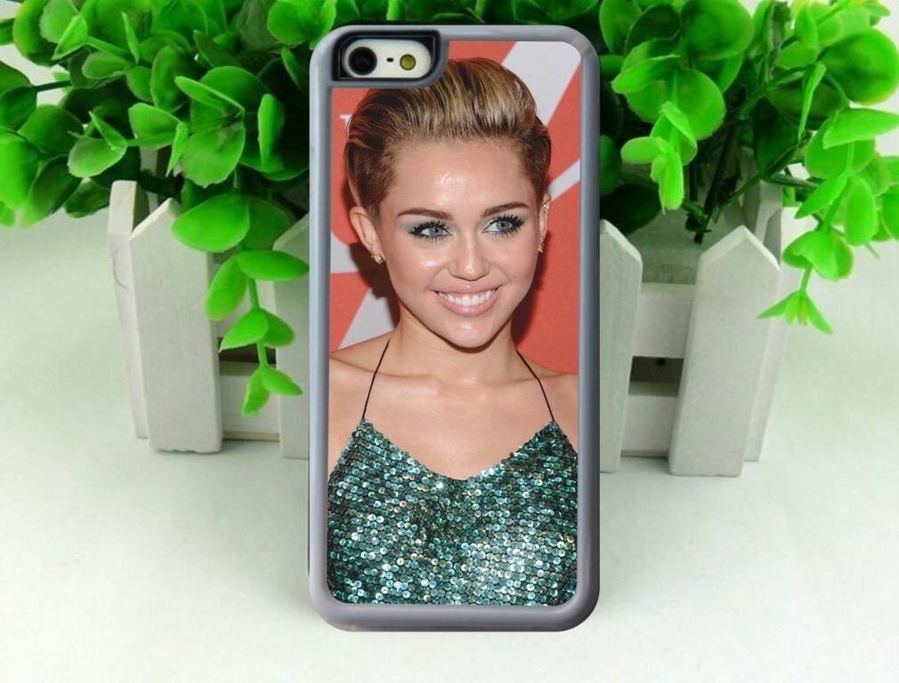 Чехол на телефон Майли Сайрус № 13