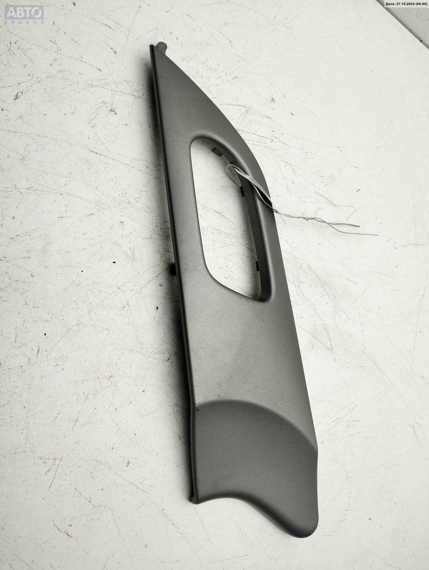 Накладка декоративная Peugeot 407