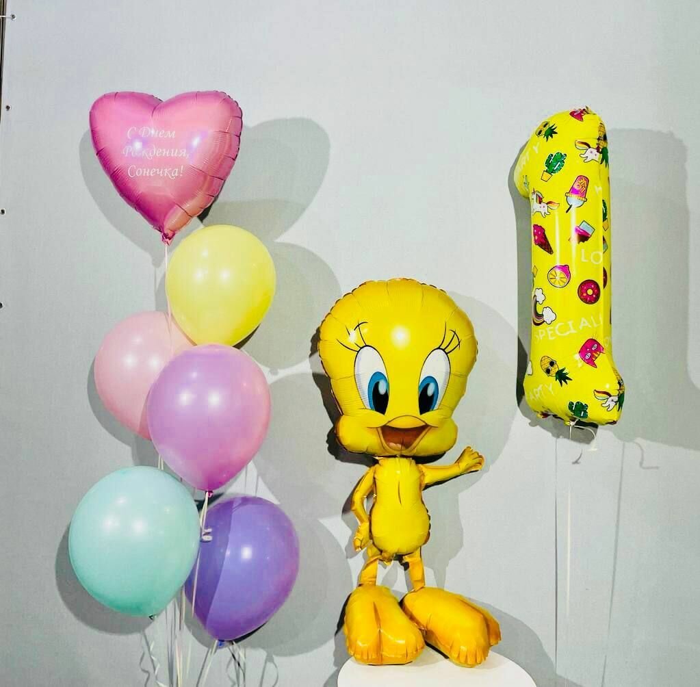 Шарики гелиевые на 1 годик с цыплёнком Твити. Шары на день рождения ребенку
