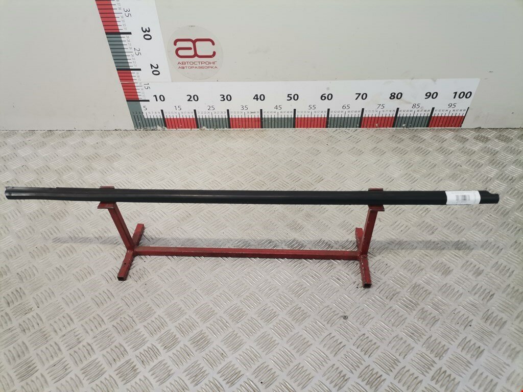 Накладка декоративная (молдинг) стекла двери передней правой Hyundai Matrix 8222017000 арт. 2175567