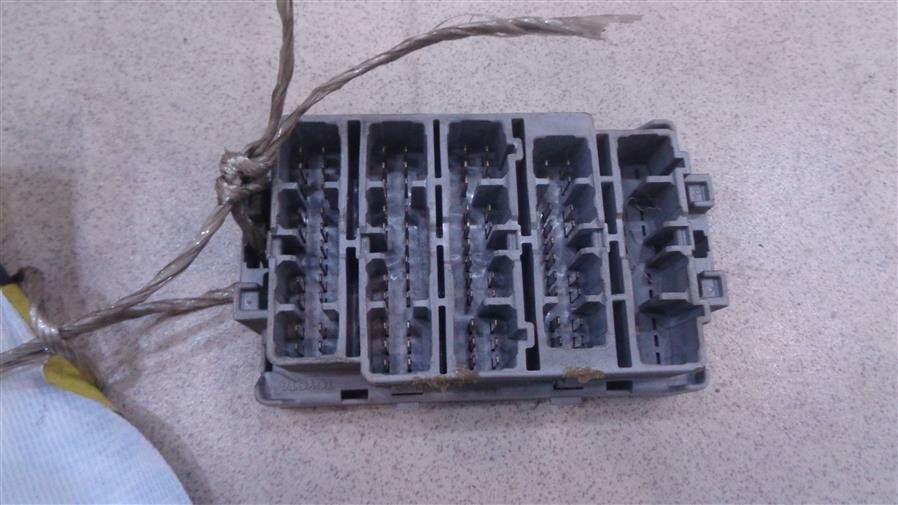 Блок предохранителей салонный от Toyota Corolla E110 1995-2002