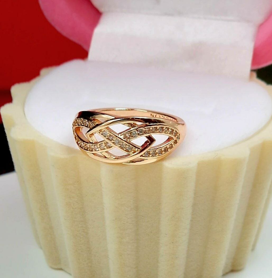 Кольцо переплетенное, фианит