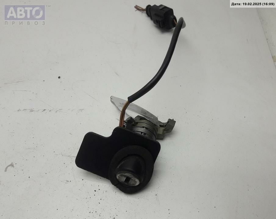 Личинка замка багажника Volkswagen Passat B5+ (GP)