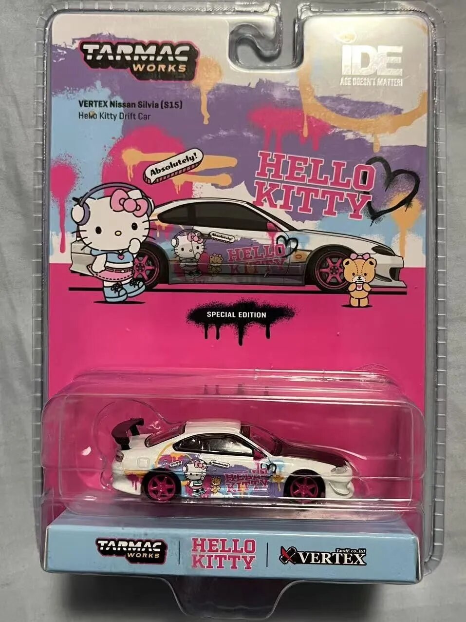 Машинка Tarmac Works TW 1/64 VERTEX Nissan Silvia S15 Hello Kitty Drift Car Indonesia Special Edition-dextrad Die-cast Alloy Car Model Collection Display Gift