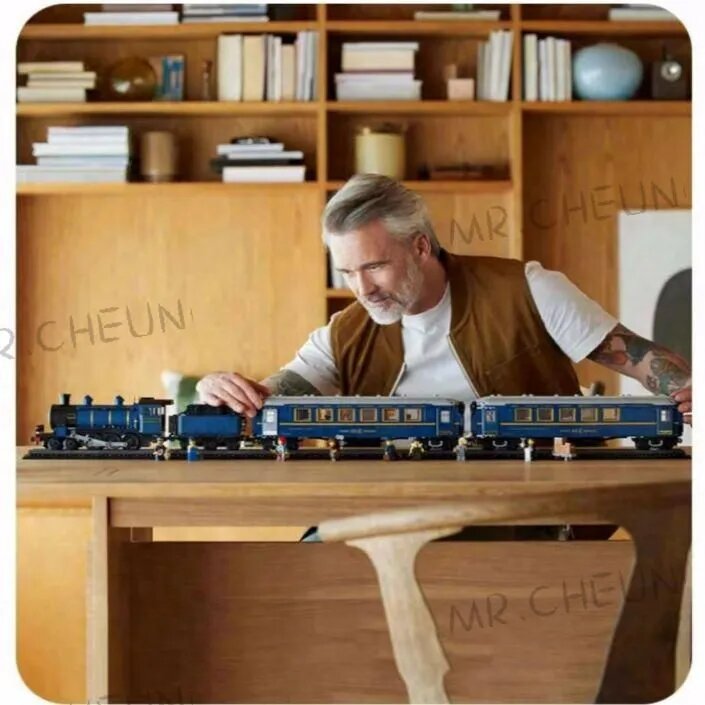 Конструктор 21344 The Orient Express (Восточный экспресс)