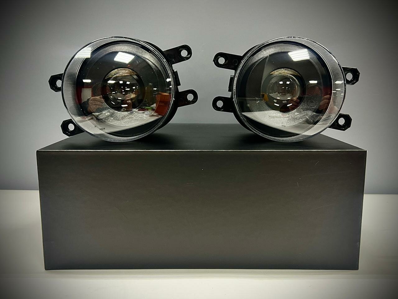 Противотуманные LED фары светодиодные для Toyota Alphard (H20/H30) 2011-2023 - Противотуманки на Тойота