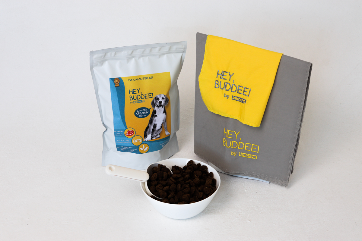 Гипоаллергенный полнорационный сухой корм суперпремиального класса для взрослых собак средних пород "HEY, BUDDEE!" говядина и рис, 1 кг