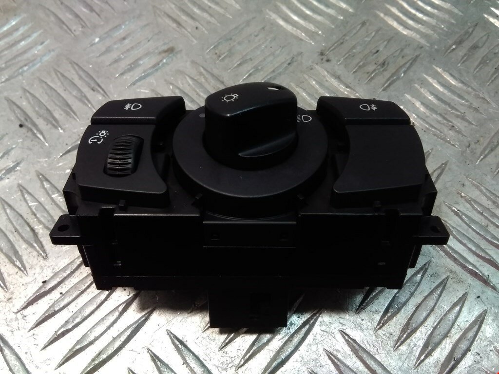 Переключатель света BMW 6-Series (E63/E64) 61316925252 арт. 718185