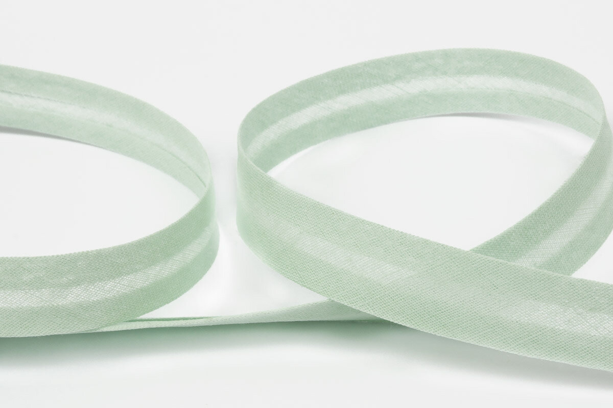 Косая бейка Х/Б "Gamma" GK-15C 14 - 15 мм 132 м 1 м №182 мятный