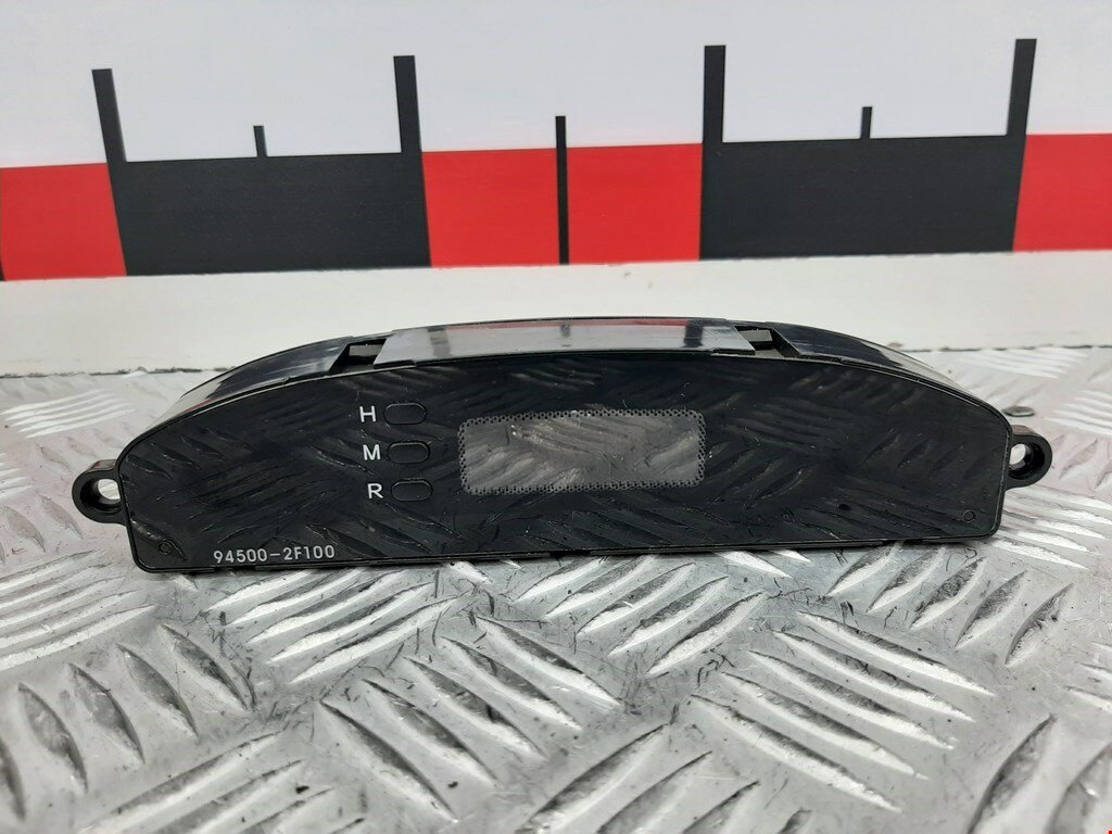 Часы Kia Cerato 1 945002F100 арт. 1074808