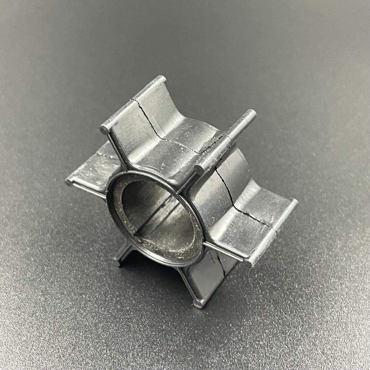 Крыльчатка помпы охлаждения Tohatsu 25-30, M40C (KAСAWA), ОЕМ 345-65021-0