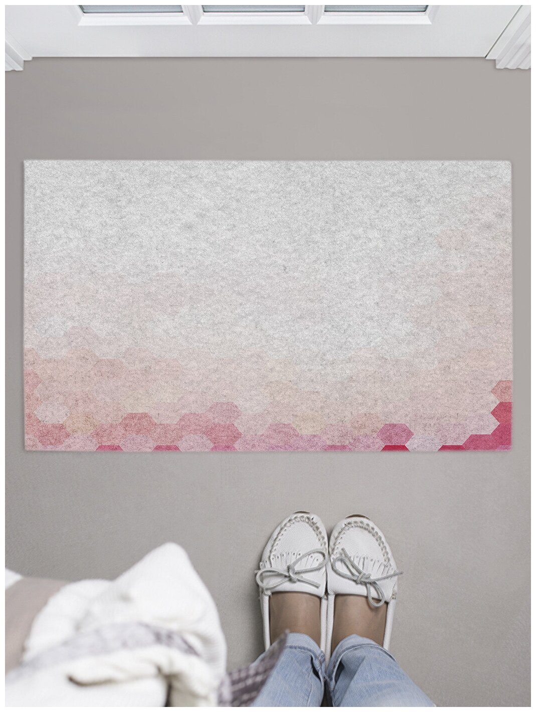 Коврик придверный в прихожую с принтом "Градиентные соты" 45x75 см , JoyArty