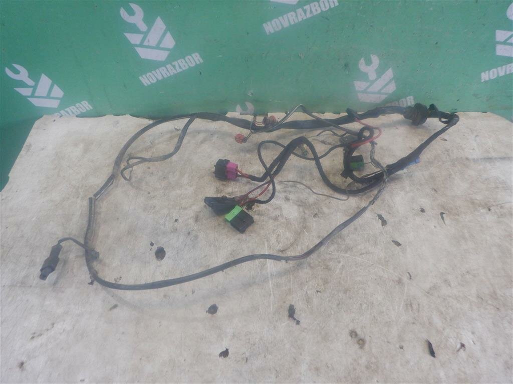 Проводка (коса) Audi 80 90 B4 91-94