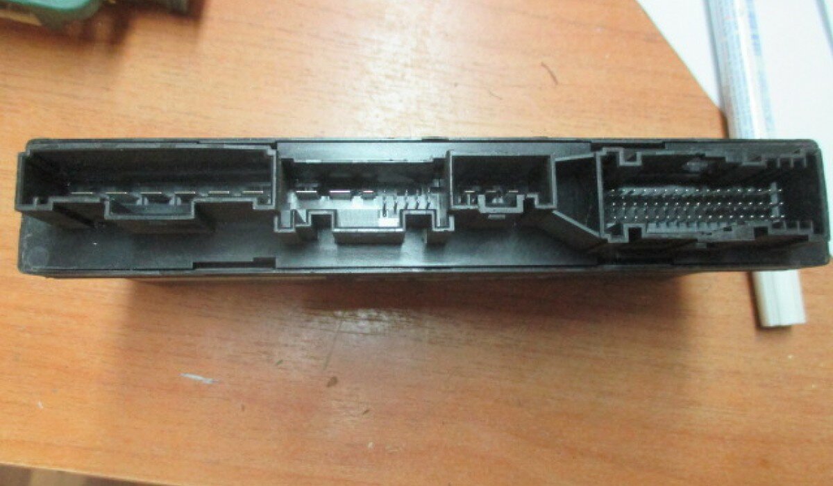 Блок электронный 5-серия E60/E61 BMW 61359176069