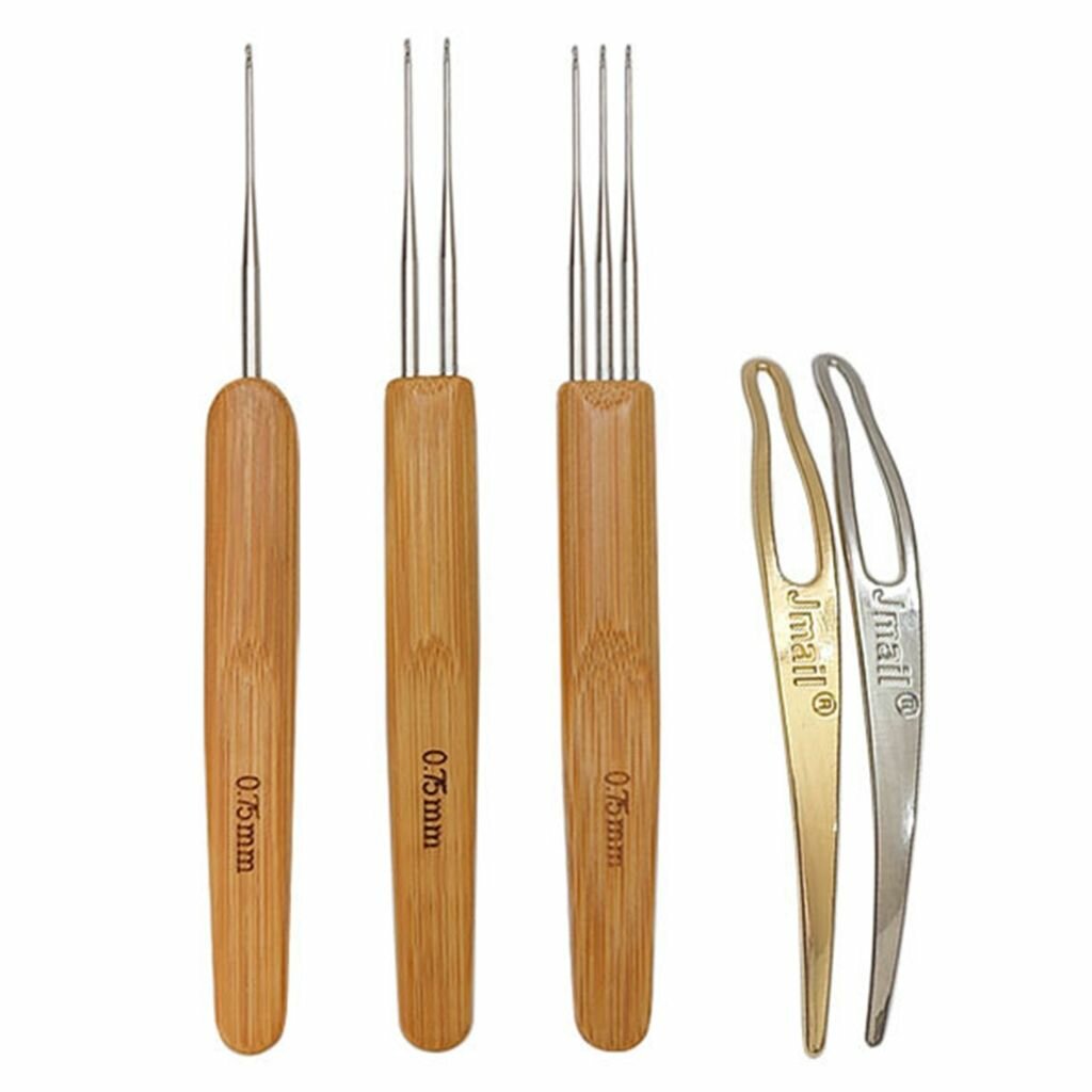 Крючок для плетения из дерева