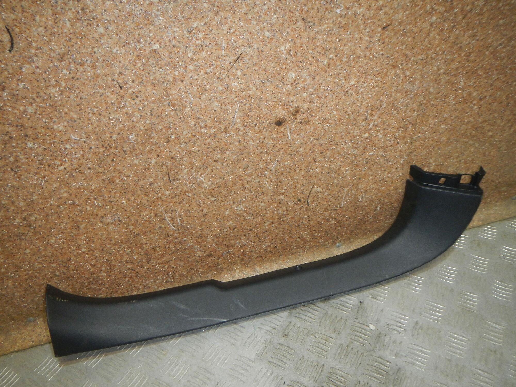 Б/У Обшивка двери багажника, Mitsubishi (Митсубиси)-LANCER 10 (CX, CY) (07-) MITSUBISHI LANCER 10 (CX,CY) (07-) левая, хе...