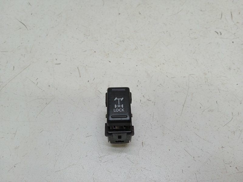 Б/У блокировки дифференциала, Ниссан Навара Кнопка Nissan Navara 2008 D40 184372 NISSAN арт. 251547S200