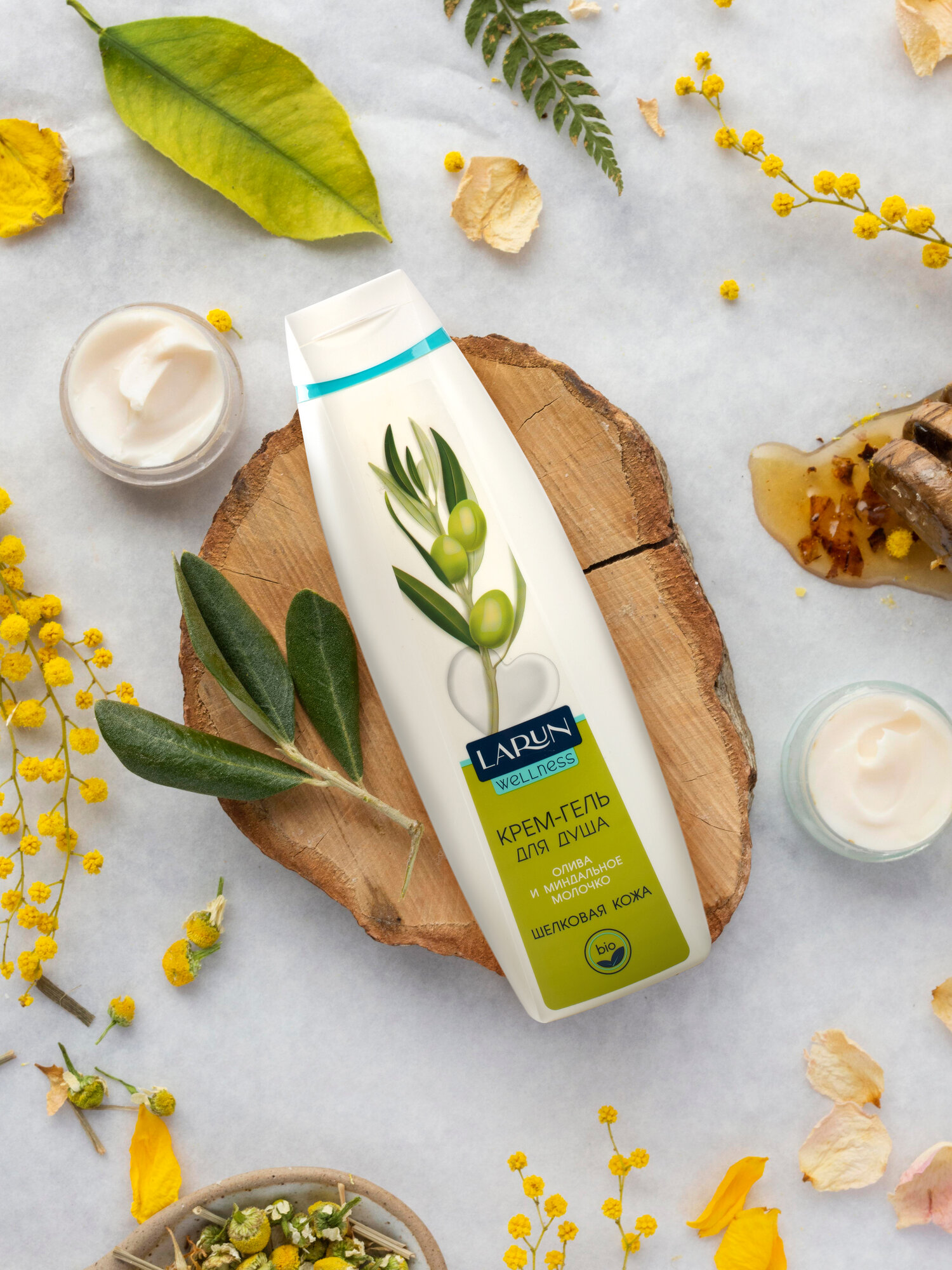 Гель для душа Larun Wellness Олива и миндальное молочко, шелковая кожа, 400 мл