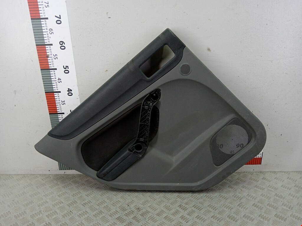 Обшивка (карта) двери задней левой Ford Focus 2 1515425 арт. 2264372