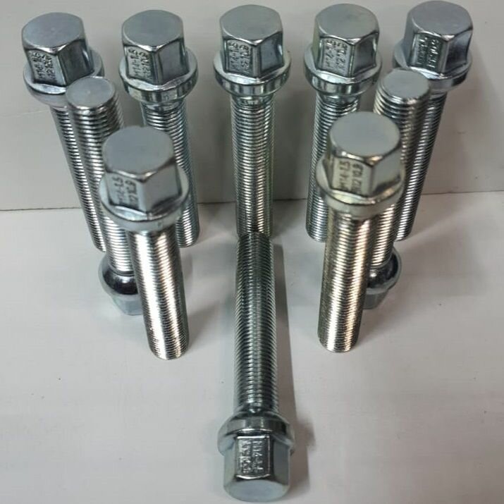 Болт колёсный 14x1,5x70, сфера,10 штук